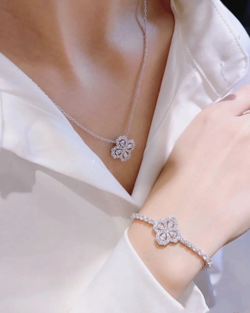 Inexpensive Harry Winston Bracelets