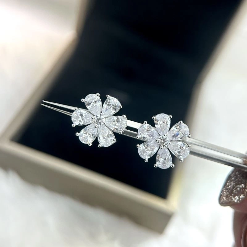 Real Harry Winston Earrings