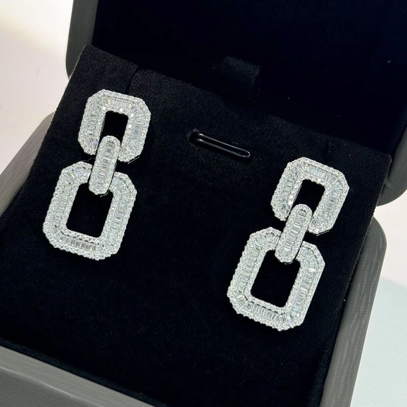 High fidelity Harry Winston Earrings