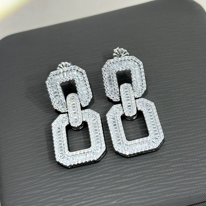 High fidelity Harry Winston Earrings