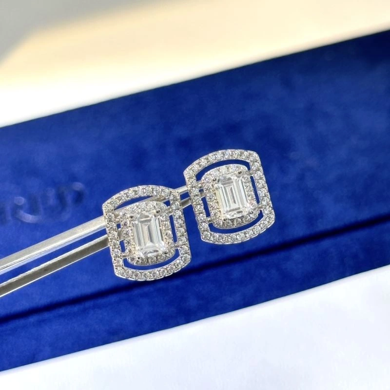 Legit Harry Winston Earrings