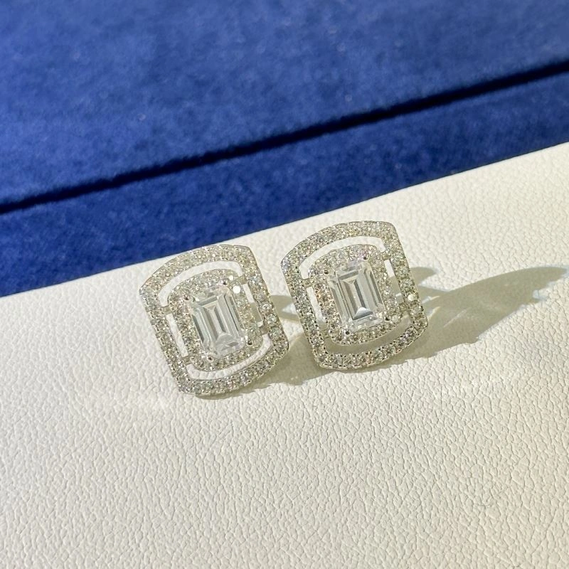 Legit Harry Winston Earrings