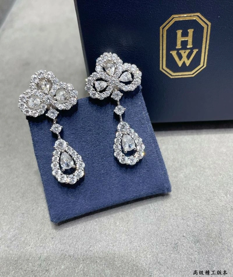 Accurate model Harry Winston Earrings