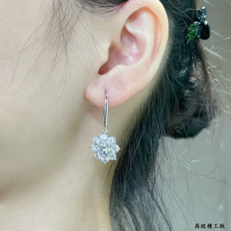 Harry Winston Earrings