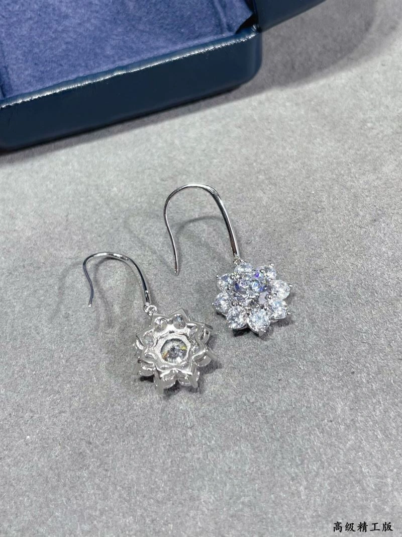 Mirror quality Harry Winston Earrings