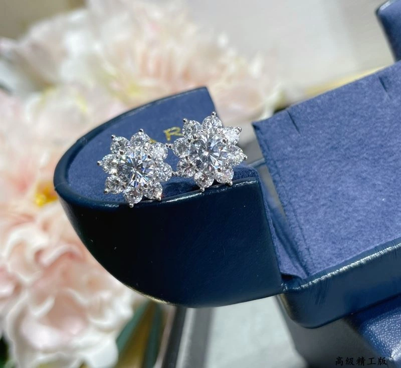 High fidelity Harry Winston Earrings