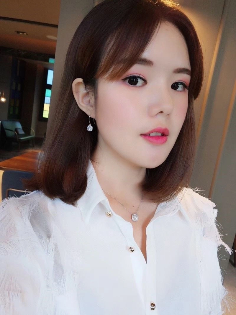 Brand-original Harry Winston Earrings