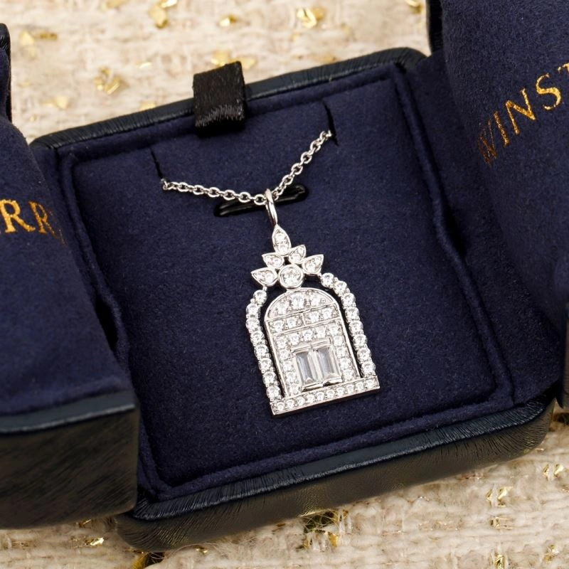 High fidelity Harry Winston Necklaces