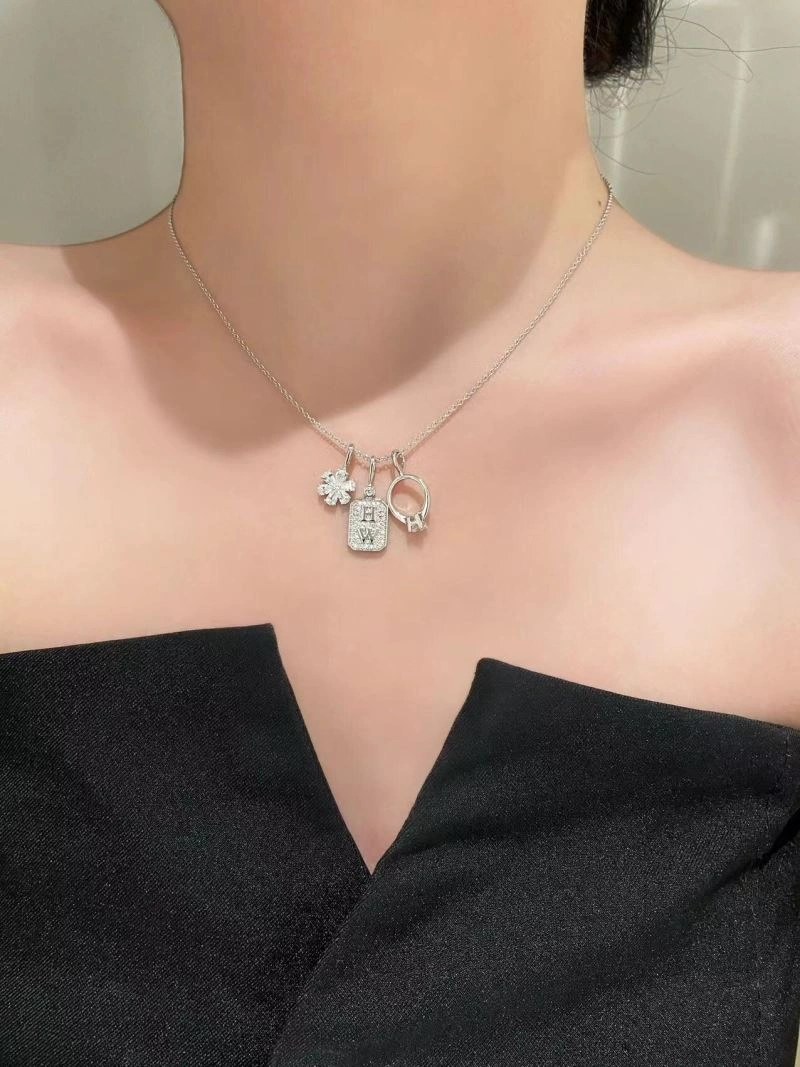 Real Harry Winston Necklaces