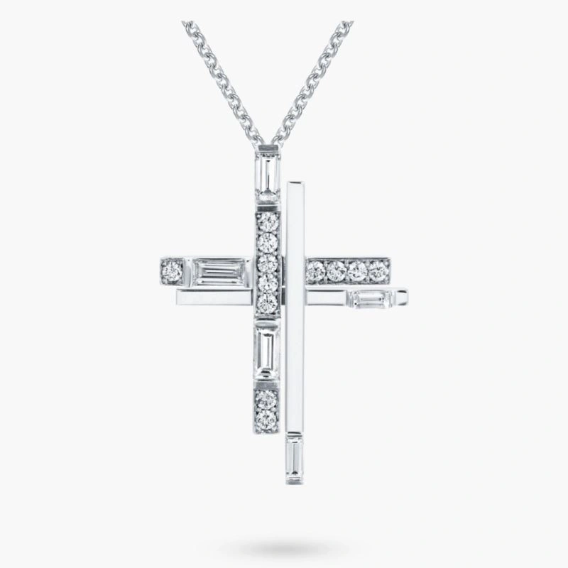 Accurate model Harry Winston Necklaces