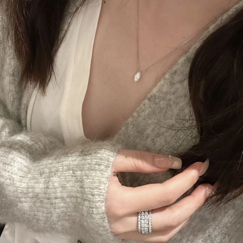 Mirror quality Harry Winston Necklaces