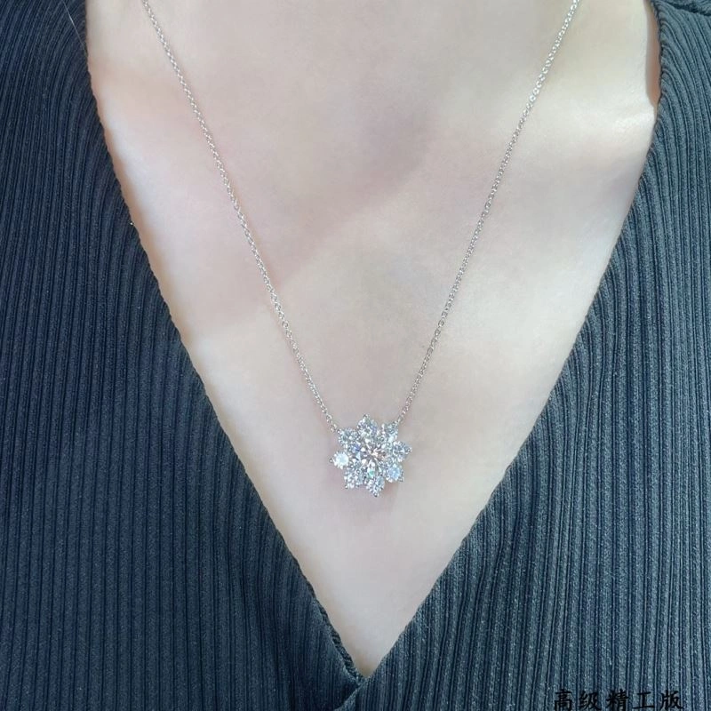 Harry Winston Necklaces