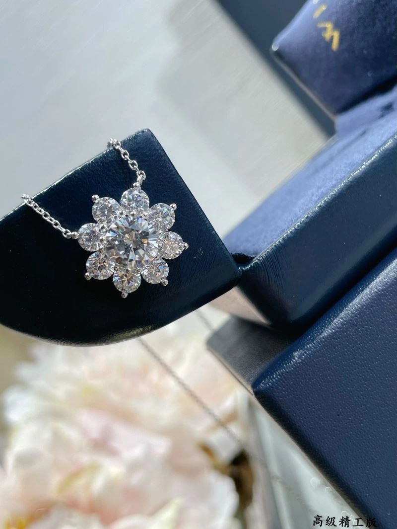 1:1 copy Harry Winston Necklaces