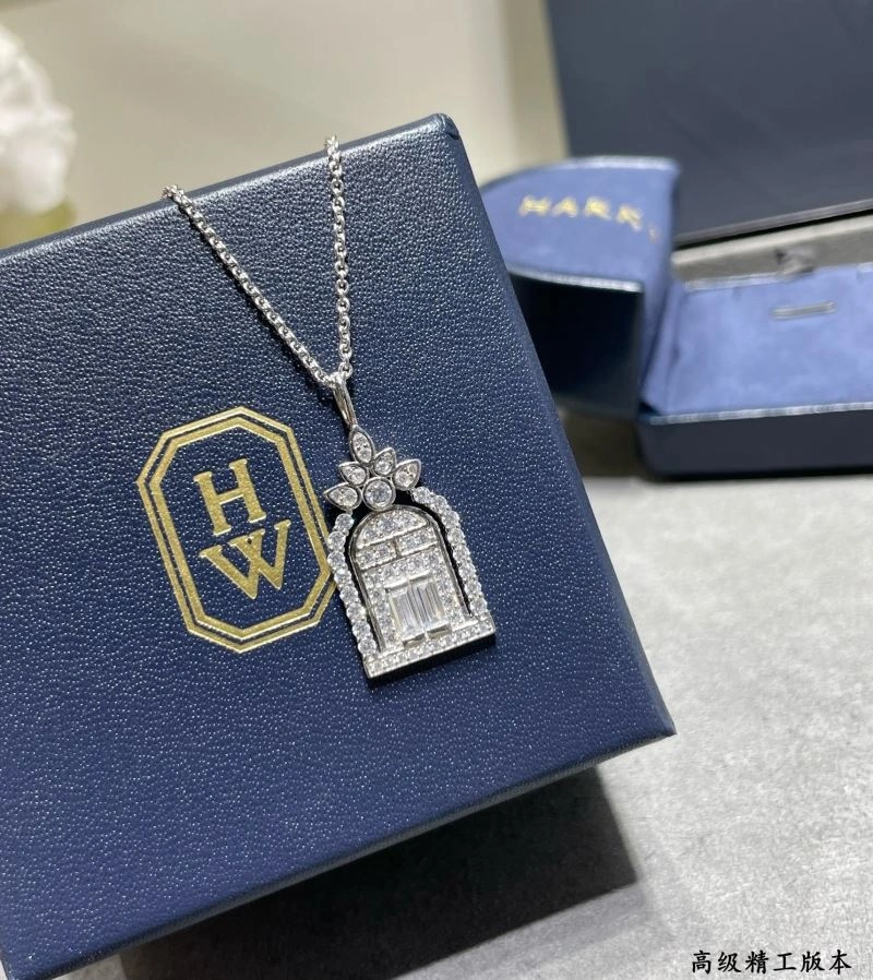 Economical Harry Winston Necklaces