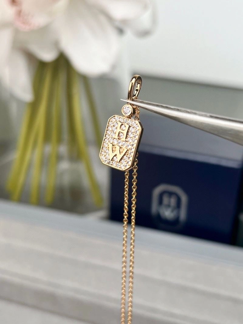 Mirror quality Harry Winston Necklaces