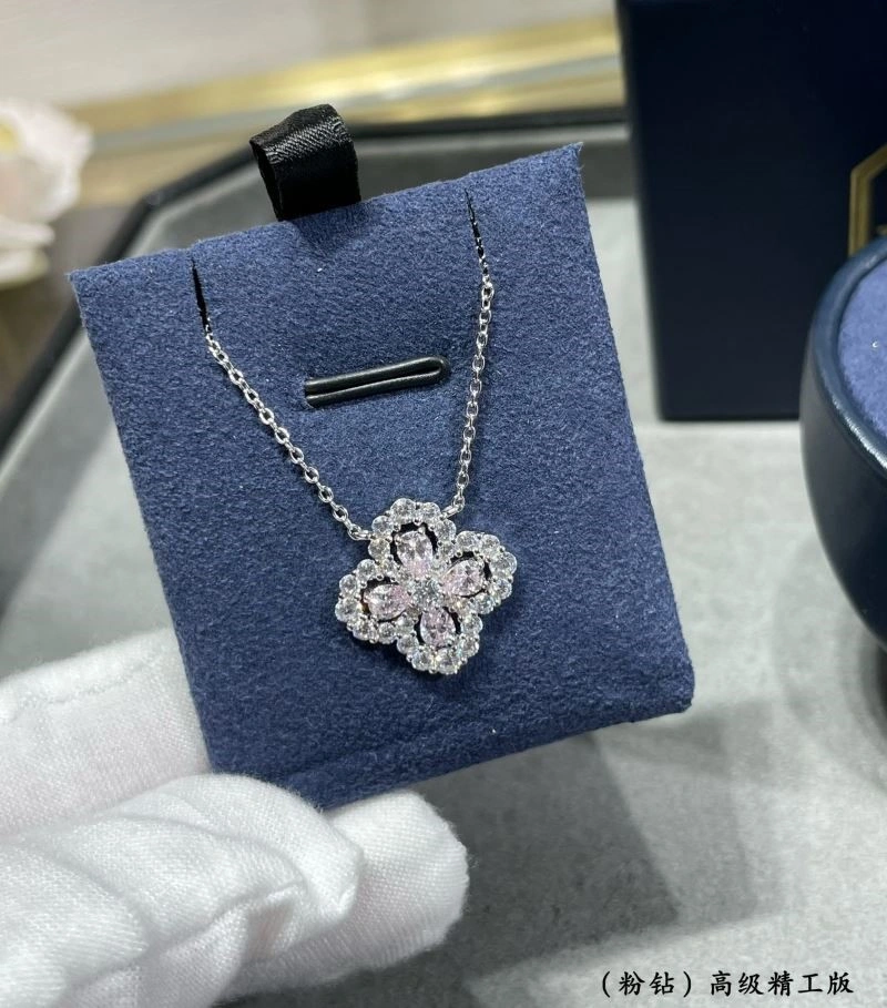 Mirror quality Harry Winston Necklaces