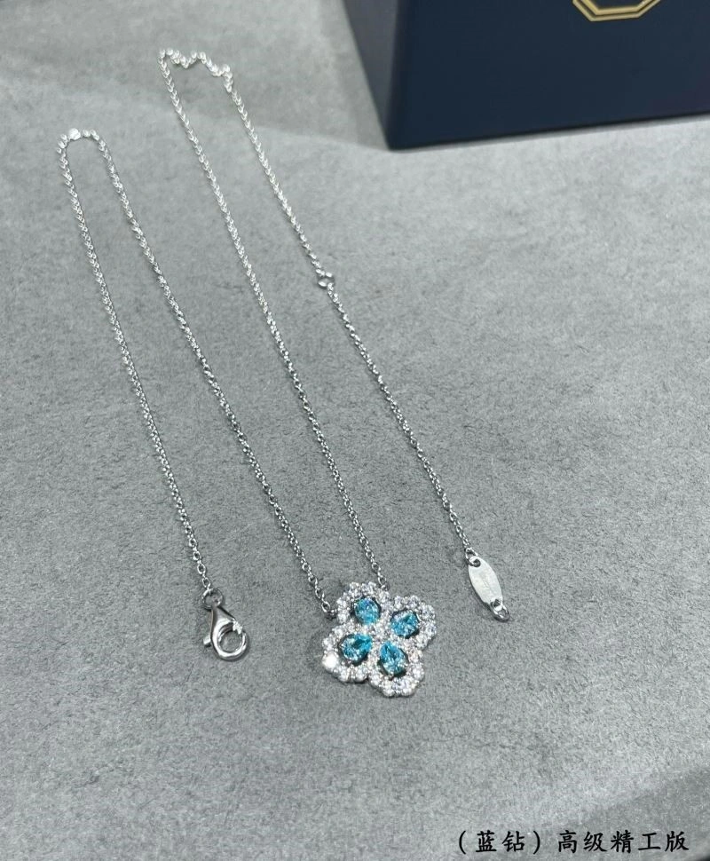 Reasonably priced Harry Winston Necklaces