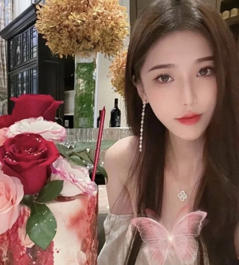 Exact replica Harry Winston Necklaces