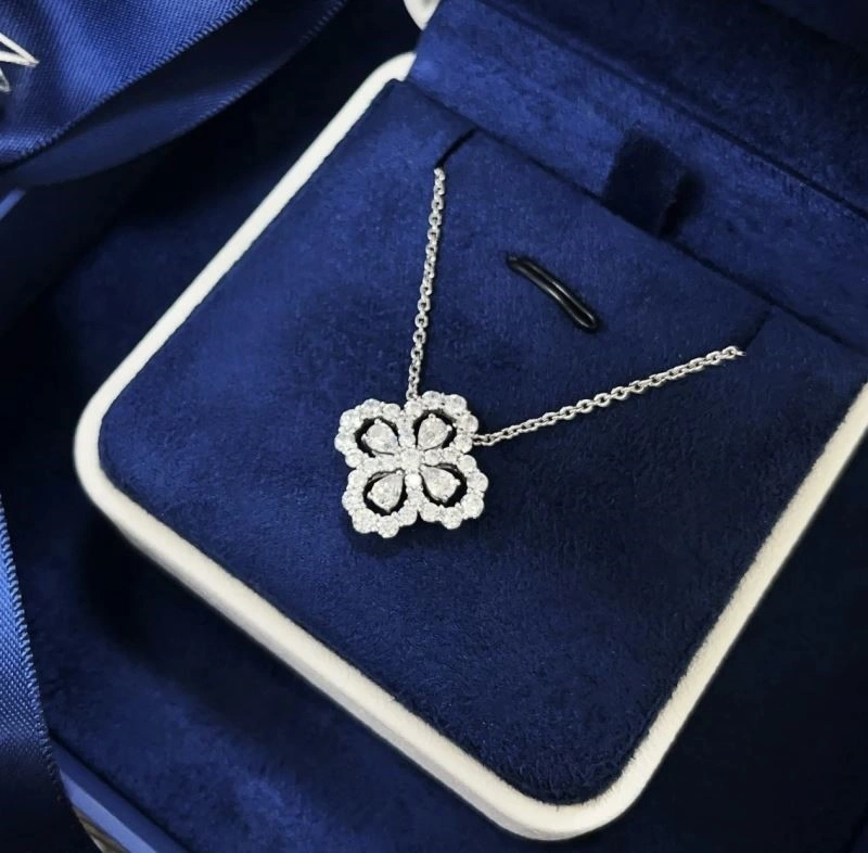 Legit Harry Winston Necklaces