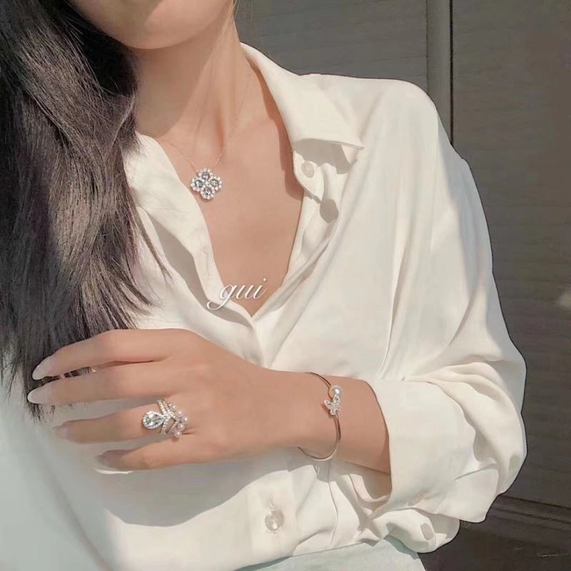 Brand-authenticated Harry Winston Necklaces