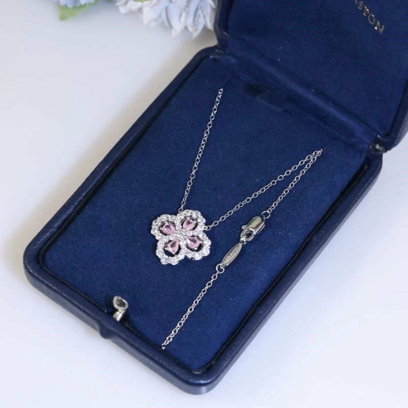 Original Harry Winston Necklaces