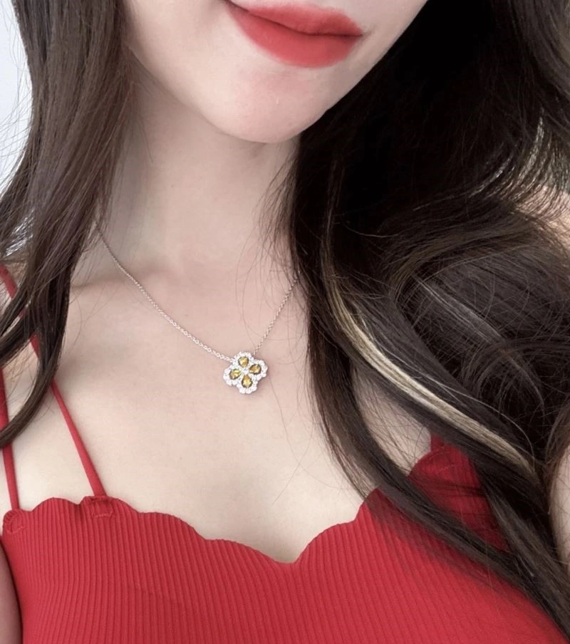 OEM Harry Winston Necklaces