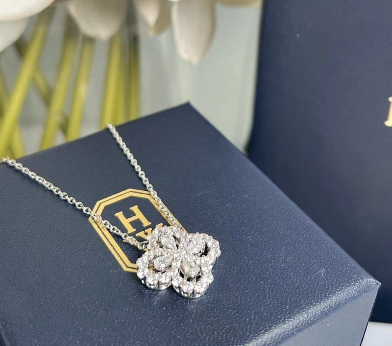 Factory-made Harry Winston Necklaces