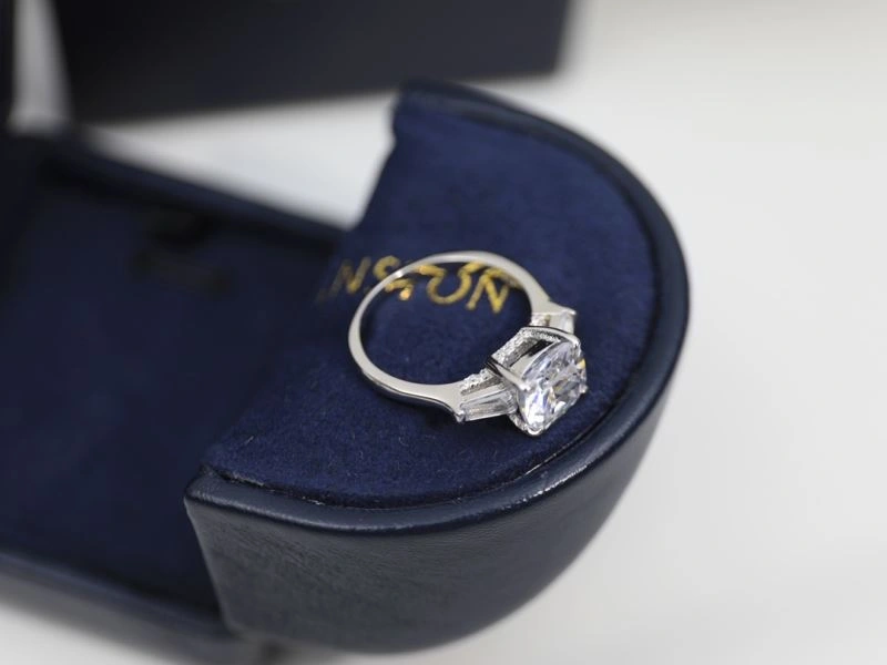 Exact replica Harry Winston Rings