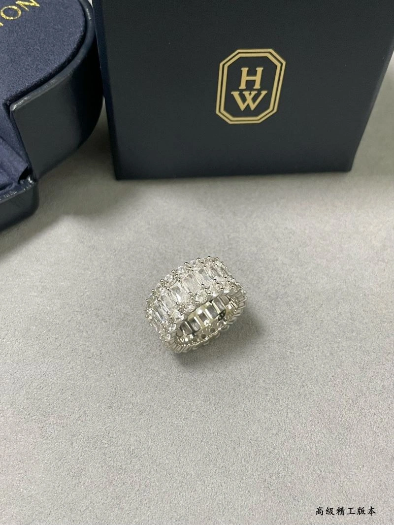 Brand-authenticated Harry Winston Rings