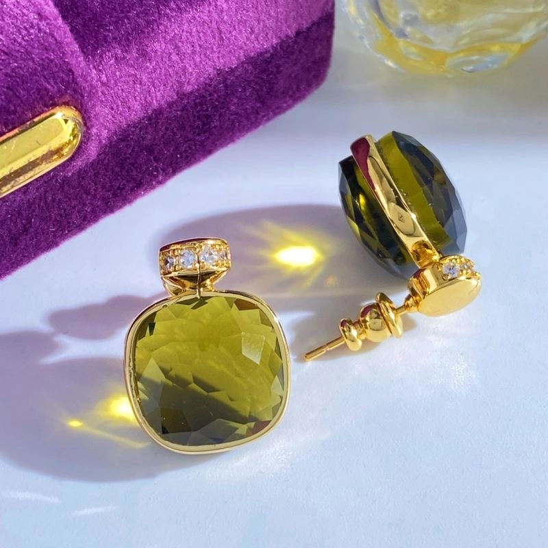 Accurate model Hefang Earrings