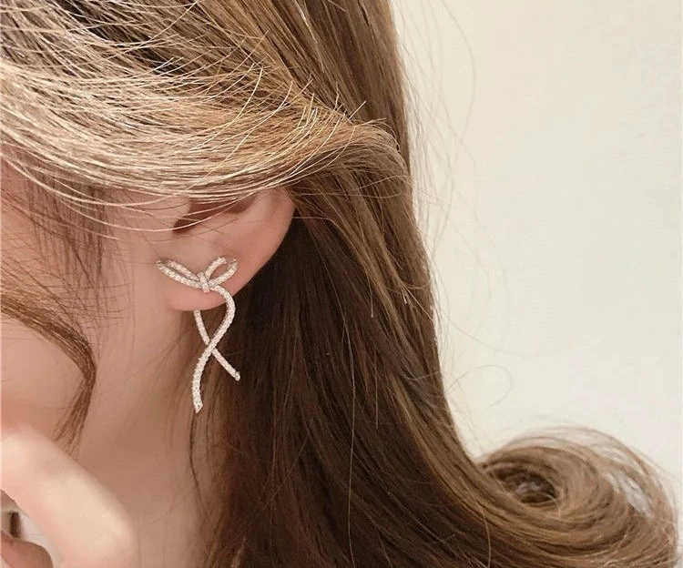 Exact replica Hefang Earrings