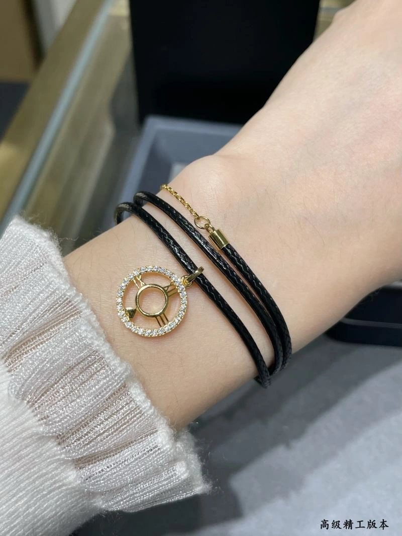Inexpensive Hefang Necklaces