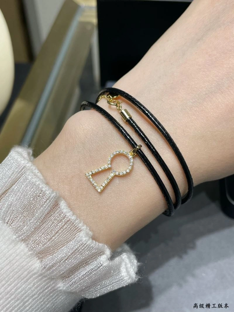 Reasonably priced Hefang Necklaces