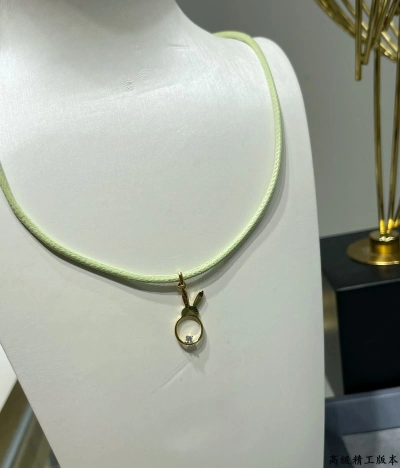 Low-cost Hefang Necklaces