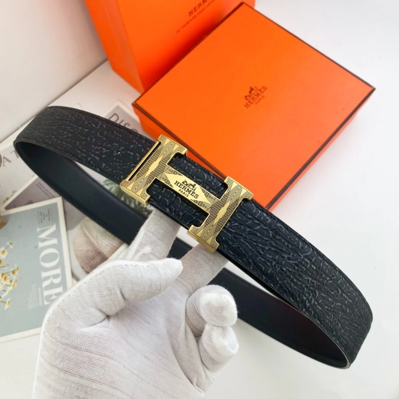Indistinguishable Hermes Belts