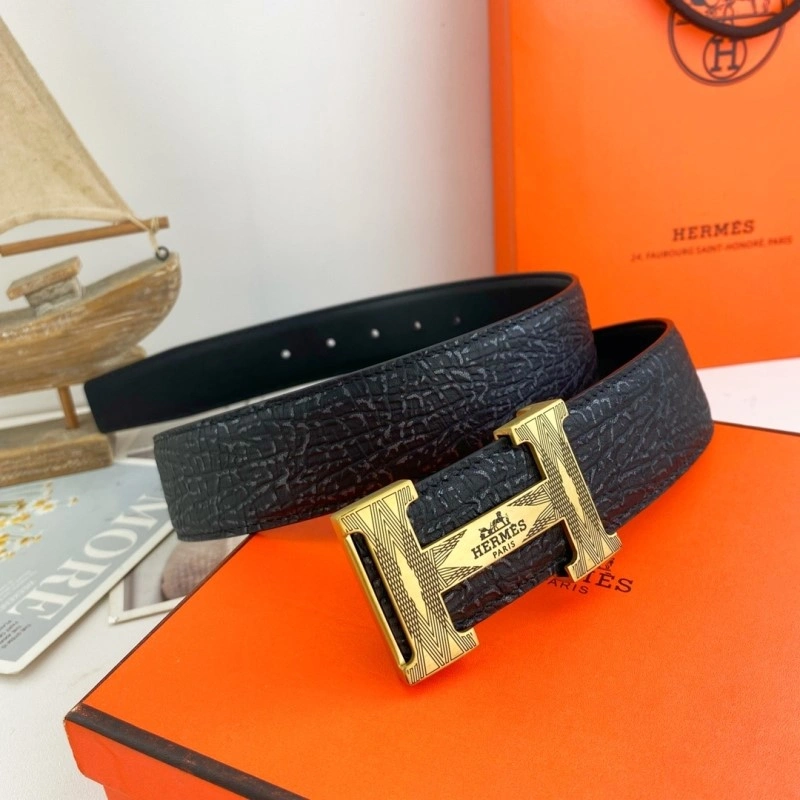 Indistinguishable Hermes Belts