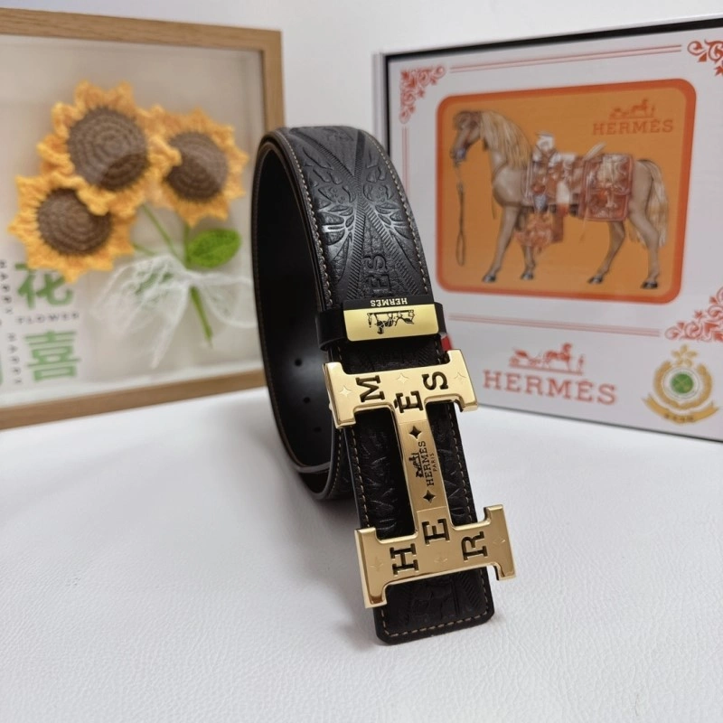 Indistinguishable Hermes Belts