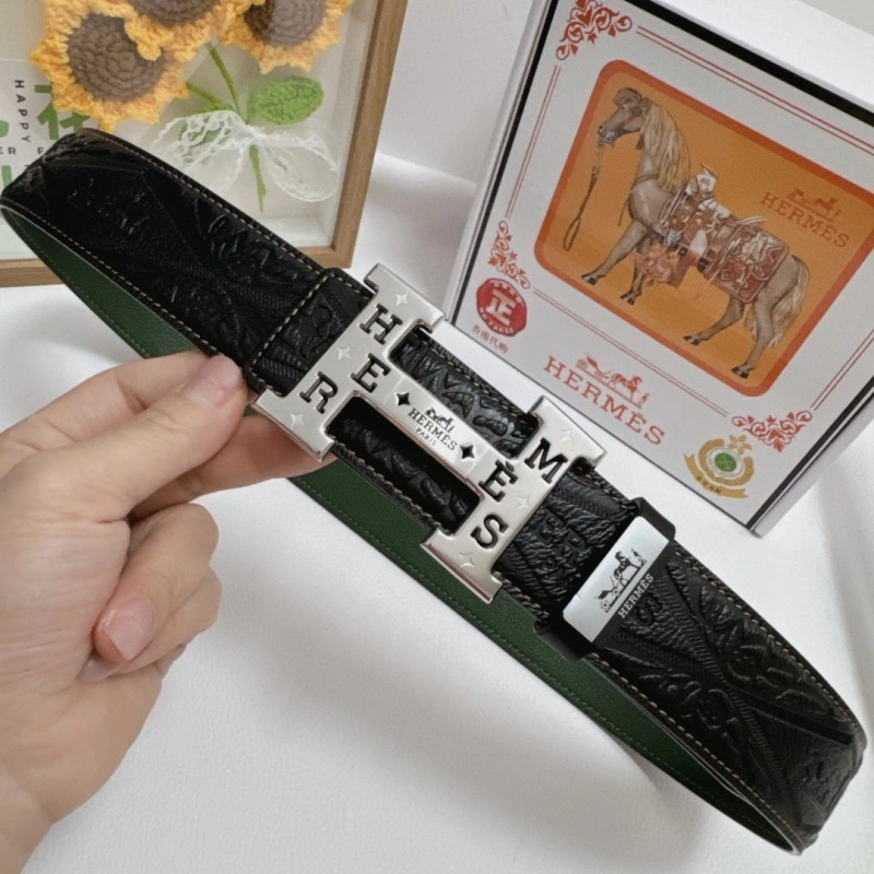 Indistinguishable Hermes Belts