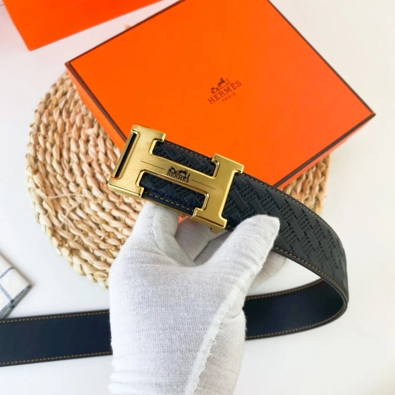 Indistinguishable Hermes Belts