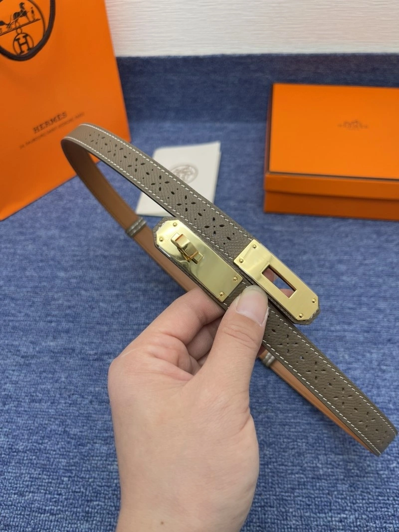 Indistinguishable Hermes Belts