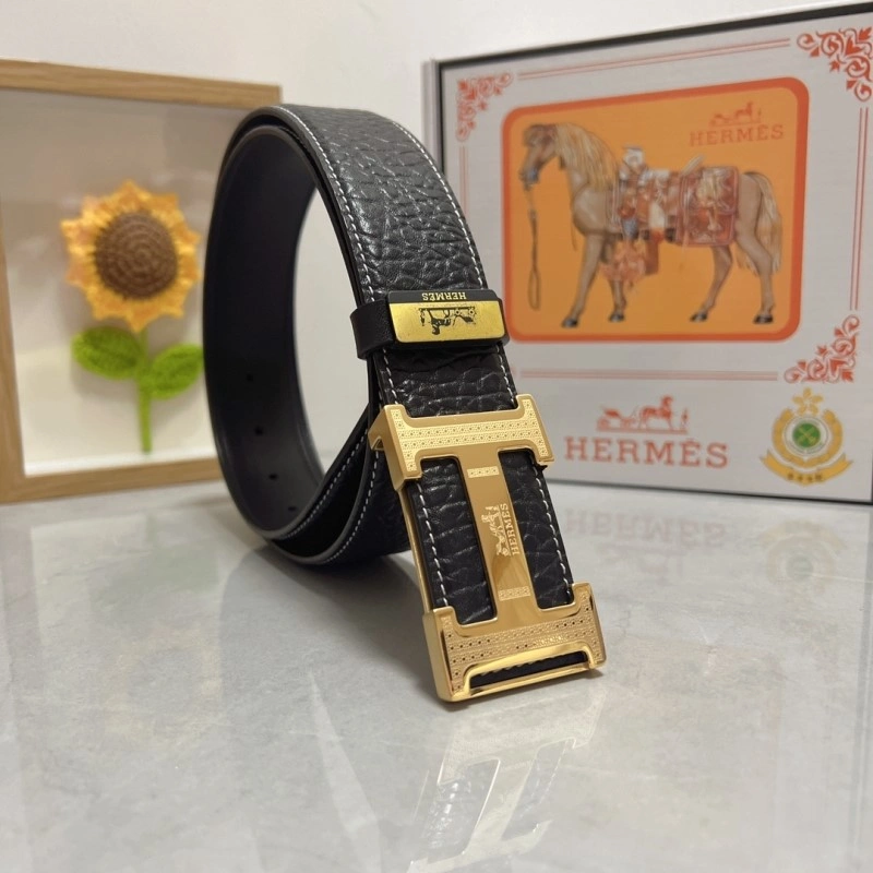 Indistinguishable Hermes Belts