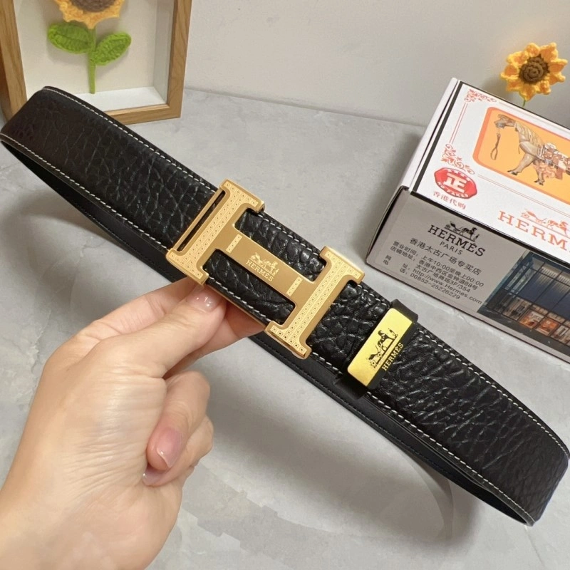 Indistinguishable Hermes Belts