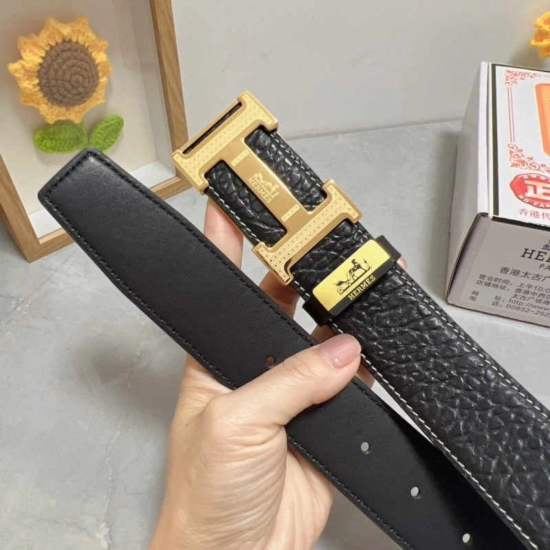 Indistinguishable Hermes Belts