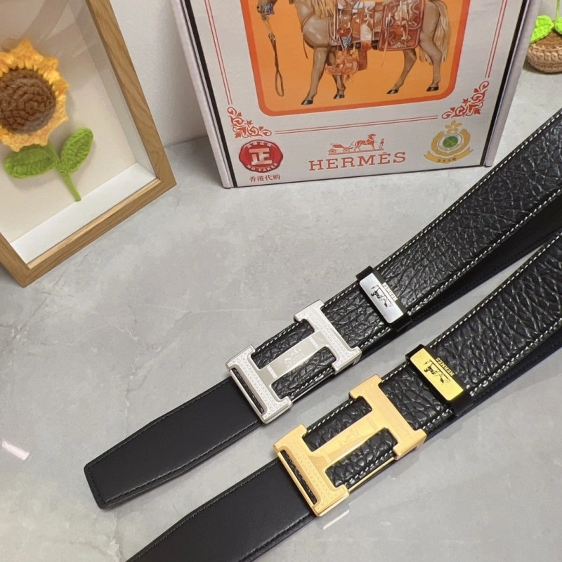 Indistinguishable Hermes Belts