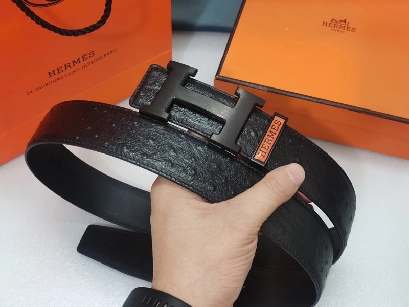 Indistinguishable Hermes Belts