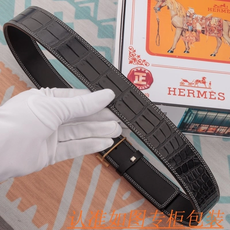 Indistinguishable Hermes Belts
