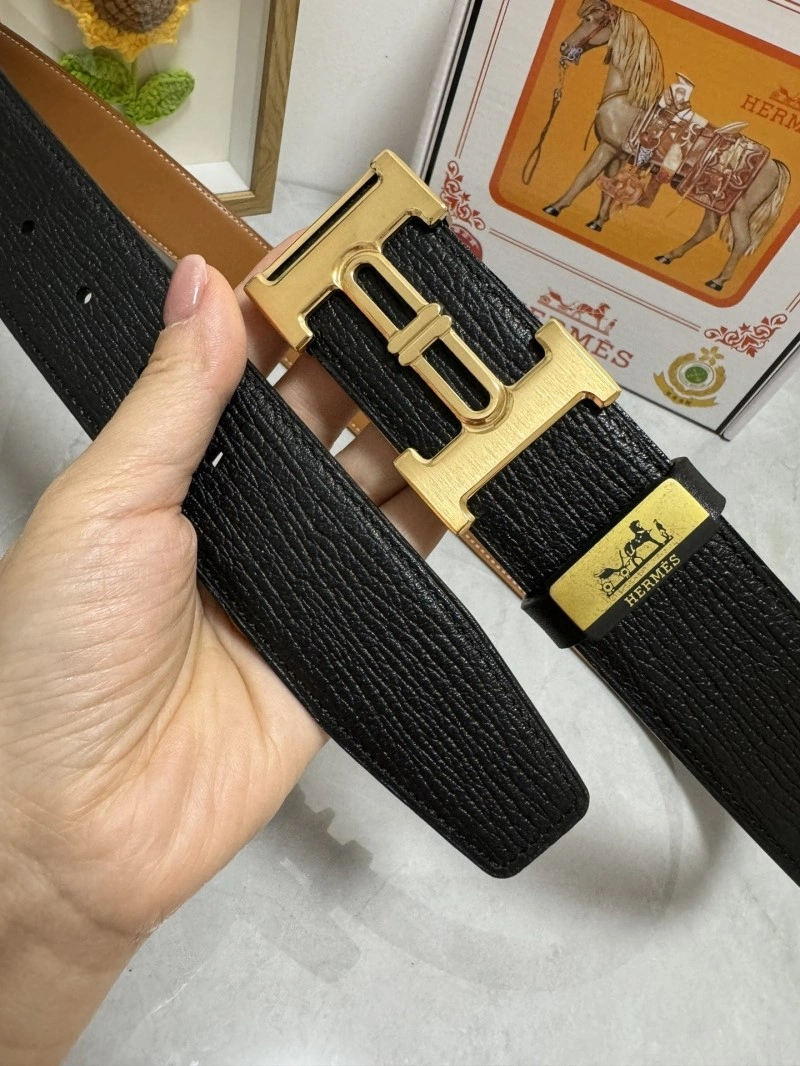 Low-cost Hermes Belts