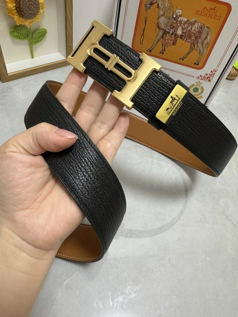 Low-cost Hermes Belts