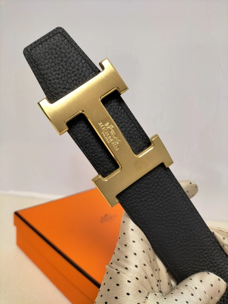Low-cost Hermes Belts