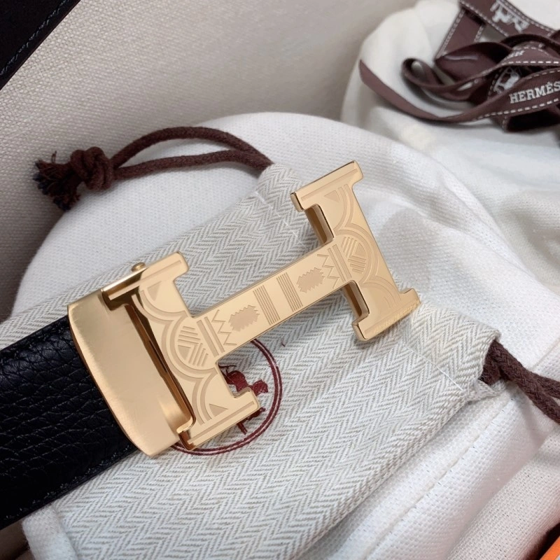Low-cost Hermes Belts